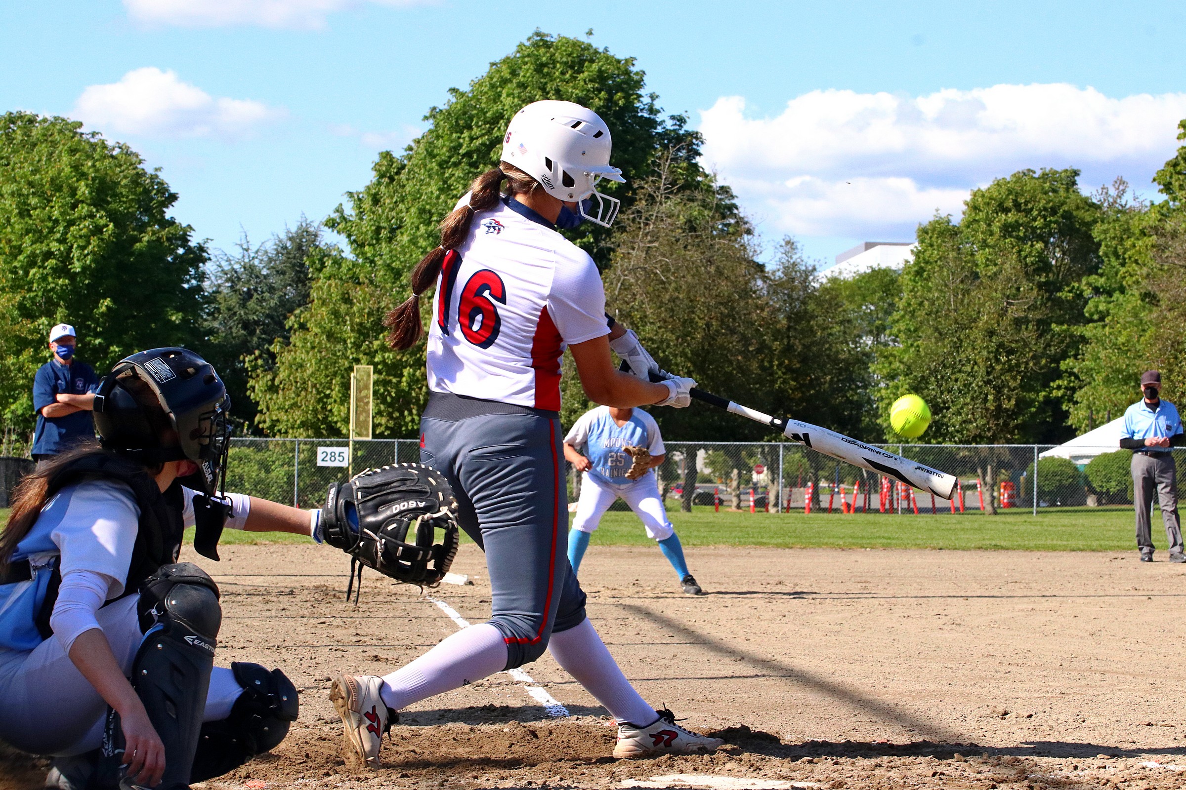 Sports Roundup | Westside Seattle